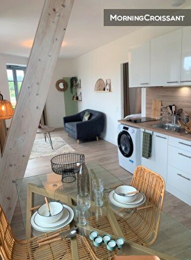 Appartement à louer - Carcassonne, Centre-ville - 1 pièce - 1 chambre