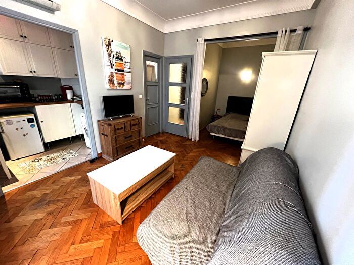 Appartement à louer - Nice, Centre-ville - 1 pièce