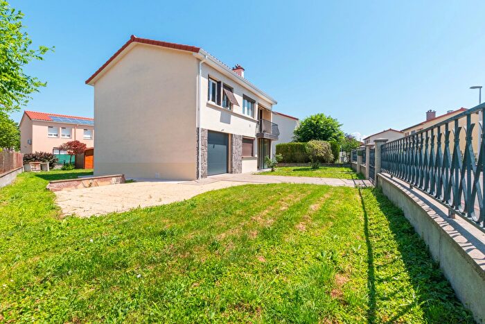 Maison 4 pièces à vendre à Aulnat