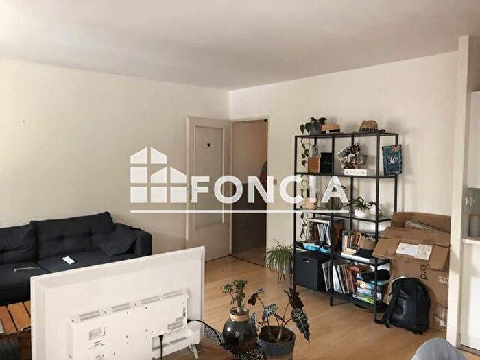 Appartement à louer - Clemenceau, Dijon - 2 pièces - 1 chambre
