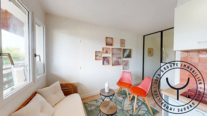 Appartement 1 pièce à Sainte-Savine, à louer