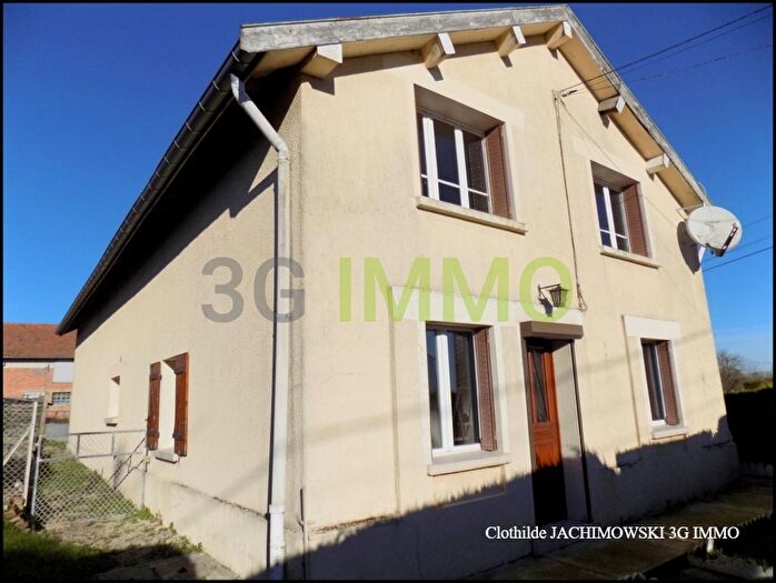 Maison à vendre - Bouconville - 4 pièces - 3 chambres