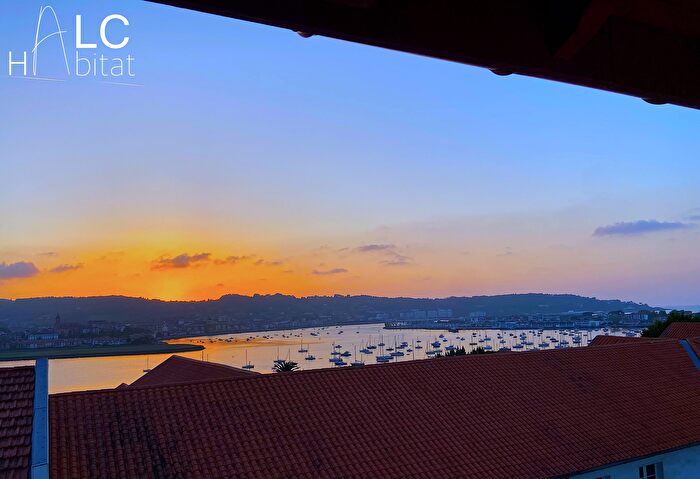 Appartement à vendre - Hendaye, Ville - 4 pièces - 2 chambres