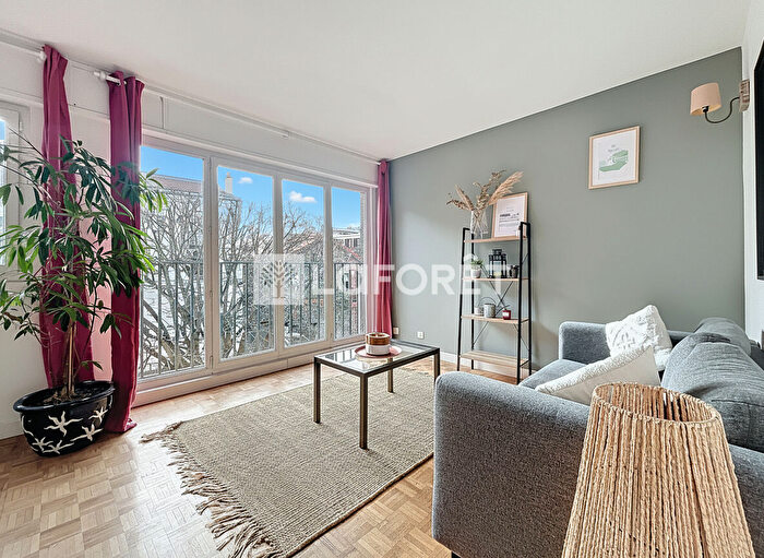 Appartement à vendre - Vanves, Centre Saint-Rémy - 3 pièces - 2 chambres