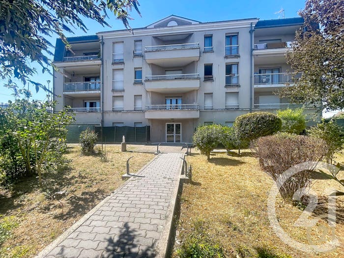 Noisy-le-Sec, Cité des Fleurs - Appartement 3 pièces à vendre
