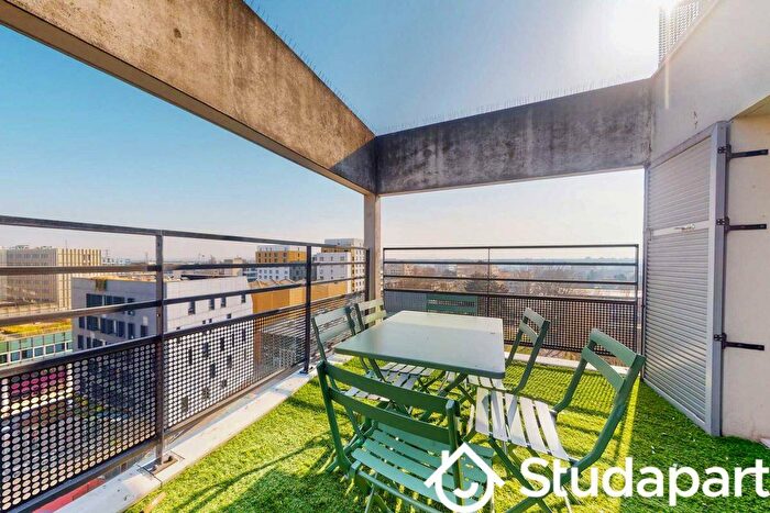 Appartement à louer - Prefecture, Cergy - 1 pièce - 3 chambres