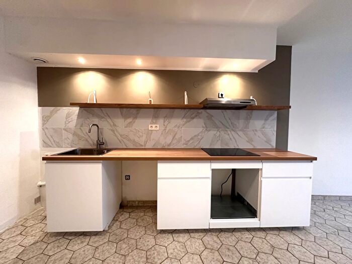 Appartement à louer - Albi, Centre-ville - 2 pièces - 1 chambre