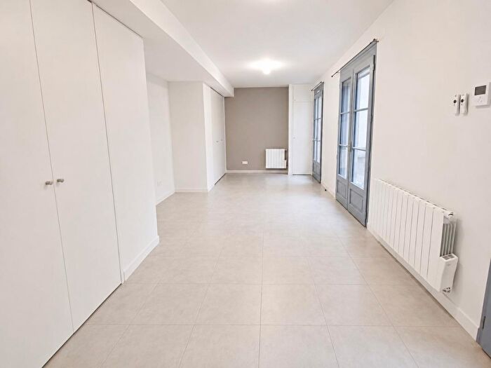 Appartement 2 pièces à Lyon 5ème, Quartiers anciens, à louer