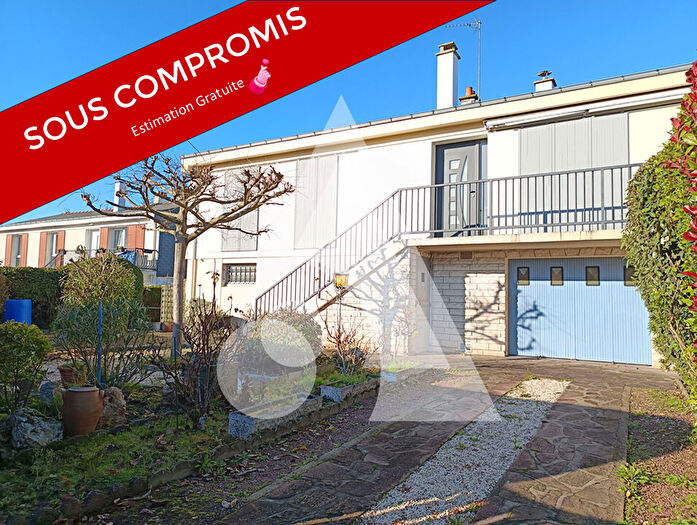 Maison à vendre - Saint-Sylvain-dAnjou - 4 pièces - 3 chambres