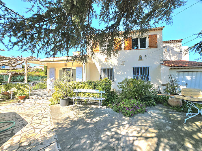 Six-Fours-les-Plages, Roumagnan, Talian, Audibert, Verger : Maison 7 pièces à vendre