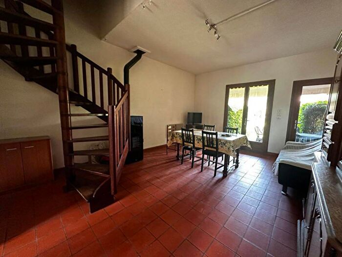 Maison 4 pièces à louer à Vallon-Pont-d'Arc