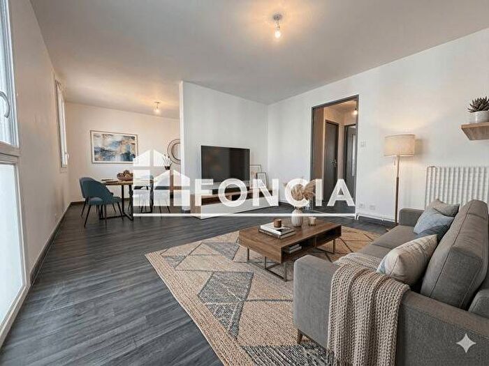 Appartement à louer - Moulin à Vent-Vertefeuille, Perpignan - 4 pièces - 2 chambres