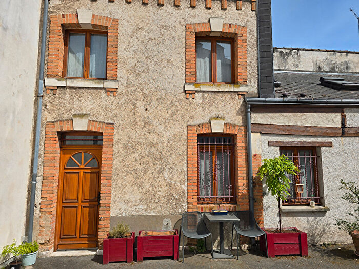 Maison 4 pièces à vendre - Orléans, Bannier, République