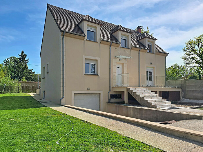 Maison à vendre - Vernouillet - 8 pièces - 5 chambres