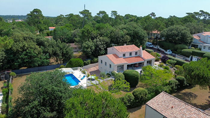 Saint-Palais-sur-Mer - Maison 7 pièces à vendre