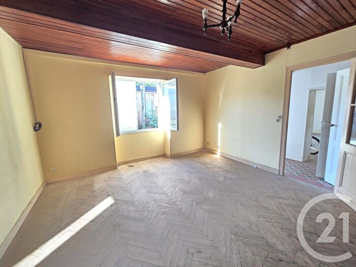 Maison 6 pièces à vendre - Saint-Estèphe