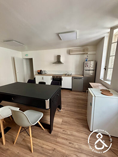 Appartement à louer - Castres, Faubourg Nord - 5 pièces - 4 chambres