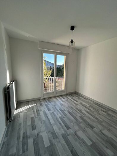 Appartement à louer - Saintes - 3 pièces - 2 chambres