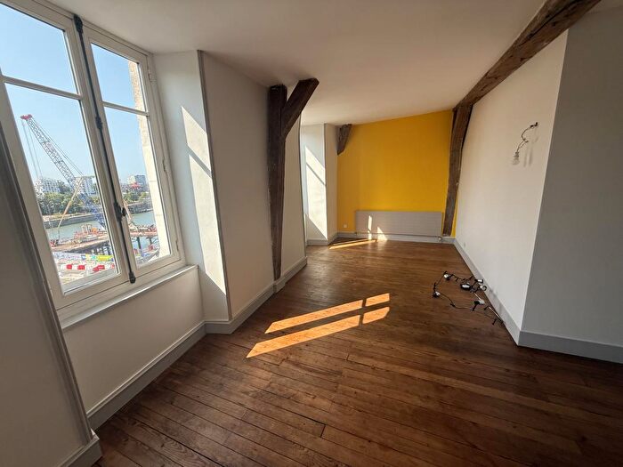 Nantes, Centre-ville - Appartement 4 pièces à louer
