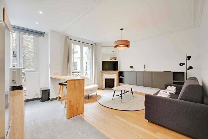 Batignolles-Cardinet, Paris 17ème arrondissement : Appartement 1 pièce à louer
