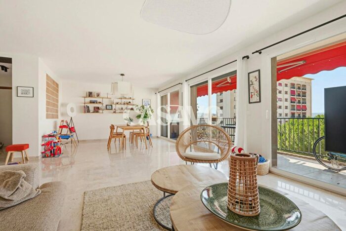 Appartement 4 pièces à vendre à Aix-en-Provence, Saint-Donat, Les Platanes