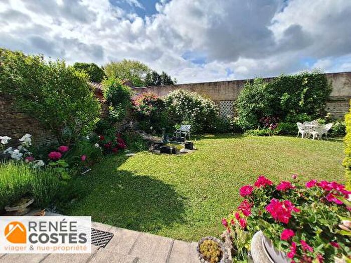 Maison à vendre - Neufchâteau - 11 pièces - 5 chambres