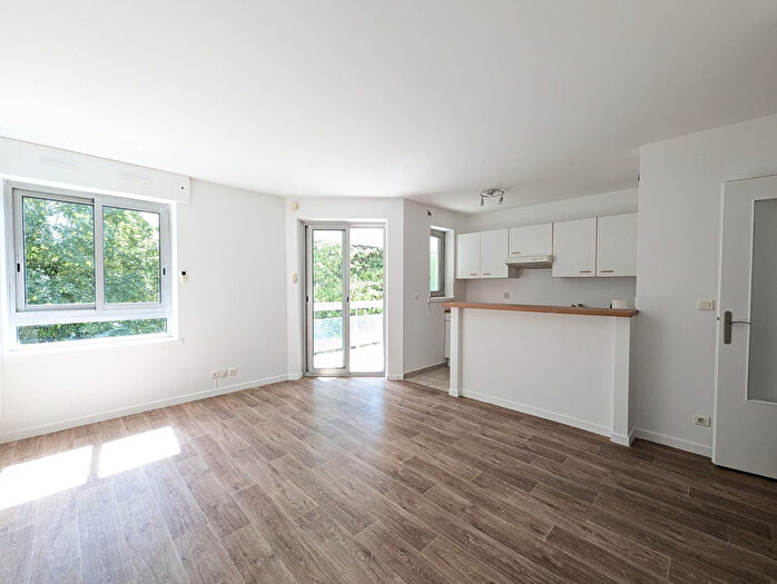Fontenay-sous-Bois, Proche Bois de Vincennes, Rer A - Appartement 1 pièce à vendre
