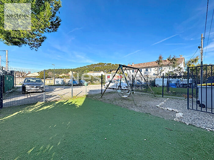 Appartement à vendre - Saint-Chamas - 4 pièces - 3 chambres