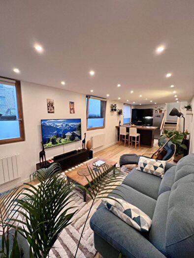 Appartement à louer - Strasbourg - 3 pièces - 2 chambres