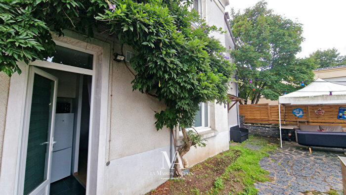 Appartement à louer - Angers, Saint-Serge, Ney, Chalouère - 1 pièce - 1 chambre