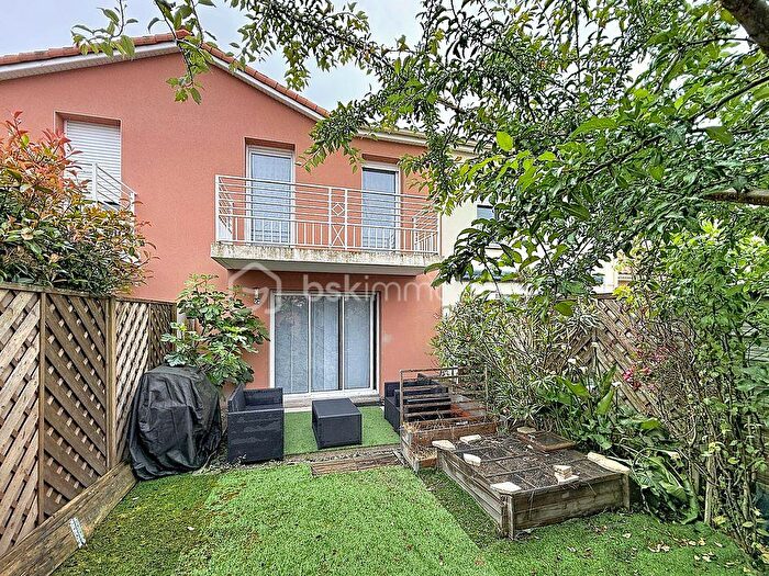 Le Pellerin : Maison 4 pièces à vendre