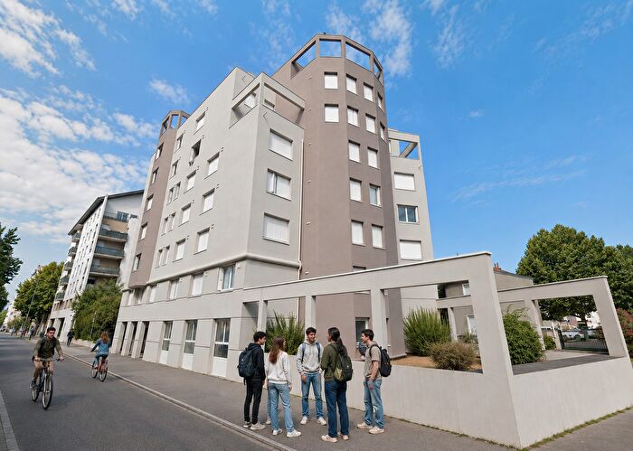 Appartement 1 pièce à vendre à Villeurbanne, Croix Luizet