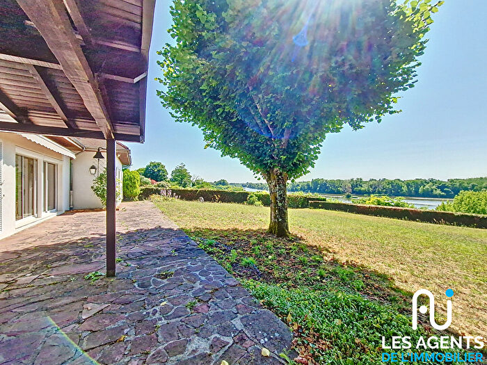 Maison à vendre - Saint-Ay - 8 pièces - 5 chambres