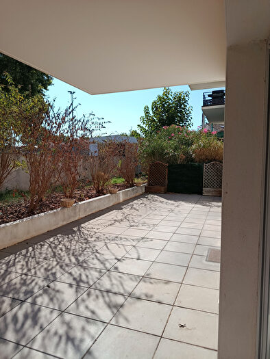 Narbonne, Cité : Appartement 3 pièces à louer