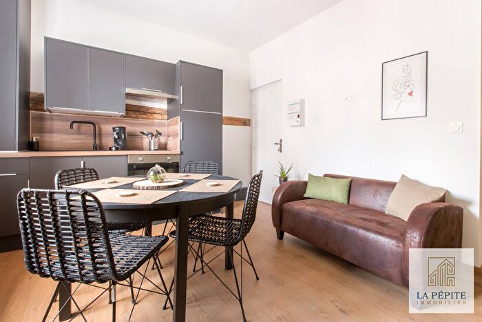 Appartement à louer - Valenciennes - 3 pièces - 2 chambres