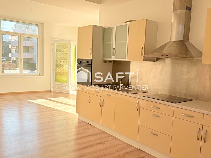 Appartement à vendre - Gérardmer - 4 pièces - 3 chambres