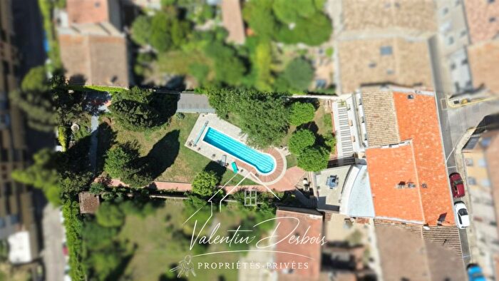 Maison 10 pièces à Carcassonne, Cité Médiévale, Barbacane, Trivalle, à vendre