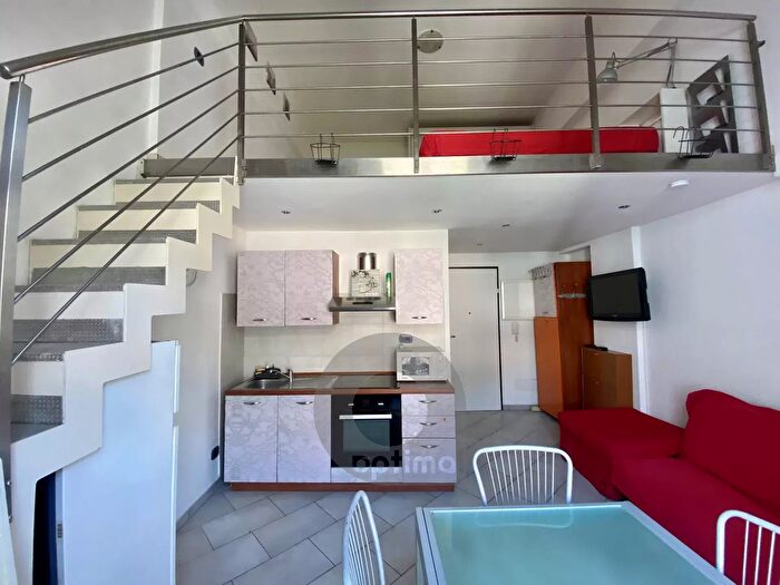 Menton, Haut Borrigo, Saint-Paul-Garavan, Vallée de Gorbio : Appartement 2 pièces à vendre