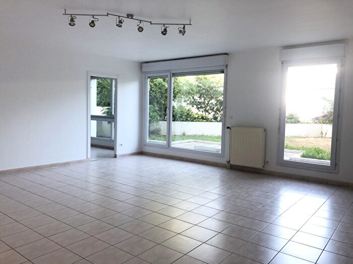 Appartement à louer - Amiens - 3 pièces - 2 chambres