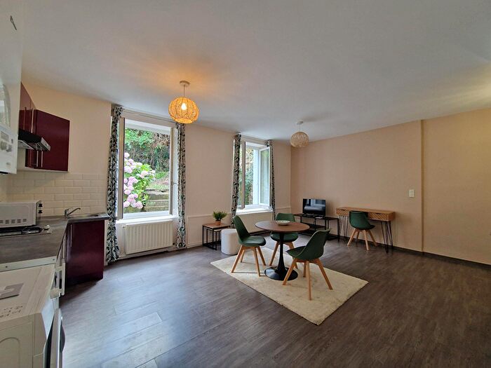 Appartement à louer - Saint-Étienne, Saint-Roch, Vivaraize, Valbenoite, Centre Deux - 1 pièce - 1 chambre