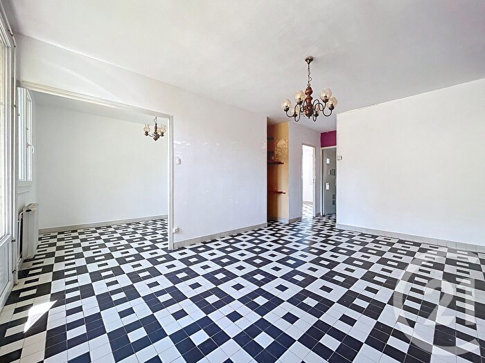 Appartement à vendre - Bagnols-sur-Cèze, Bourgneuf - 4 pièces - 2 chambres