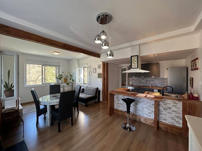 Maison à louer - Aubin - 3 pièces - 2 chambres