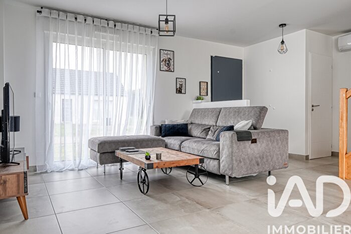 Maison à vendre - Sainville - 6 pièces - 4 chambres