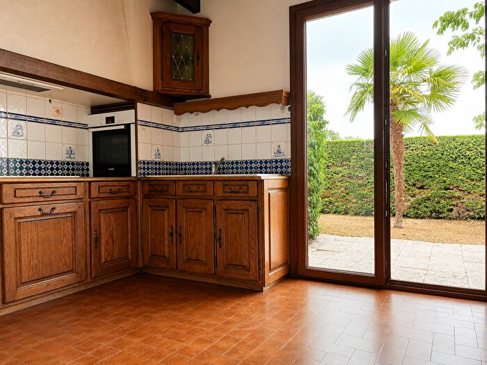 Maison 7 pièces à Léognan, à vendre