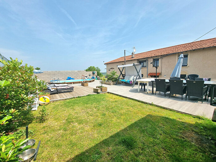 Maison à vendre - Juville - 4 pièces - 3 chambres