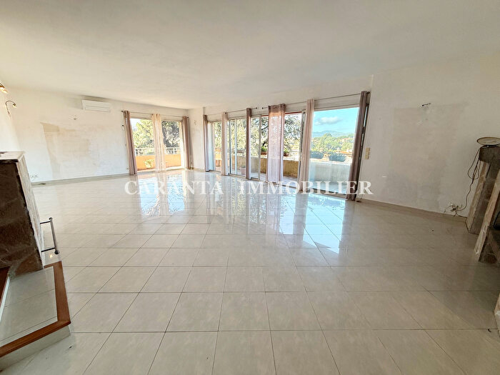 Appartement à vendre - Sainte-Maxime - 5 pièces - 3 chambres