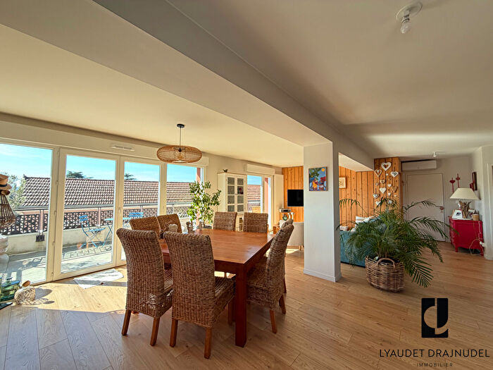 Appartement à vendre - Le Coteau - 4 pièces - 2 chambres