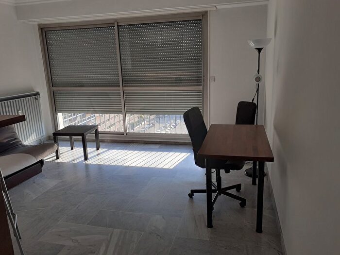 Appartement à louer - Marseille e , Lodi - 1 pièce