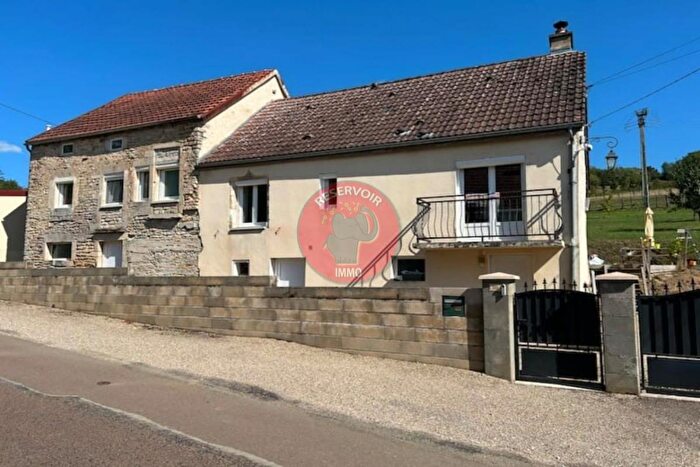 Maison à vendre - Villeferry - 6 pièces - 3 chambres