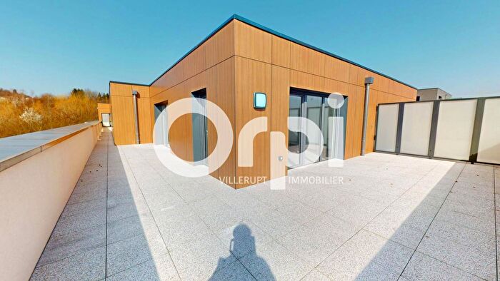 Appartement à louer - Mont-Saint-Martin - 4 pièces - 3 chambres